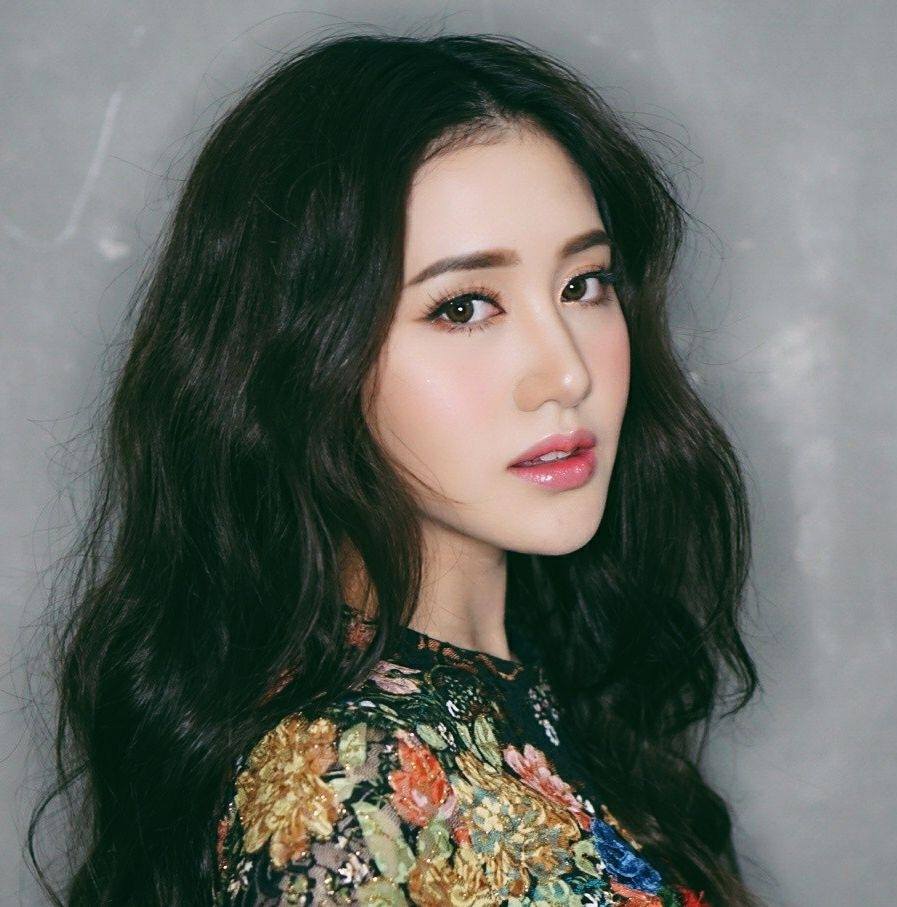 Xuất thân là ca sĩ nhưng Pimmy Pimprapa dần trở thành 'viên ngọc sáng giá' của màn ảnh Thái Lan ...