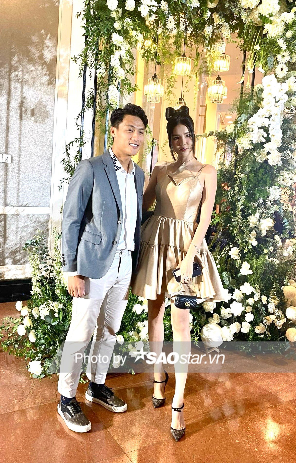 Đám cưới Đoàn Văn Hậu - Doãn Hải My: Cả showbiz hội ngộ! - Saostar.vn