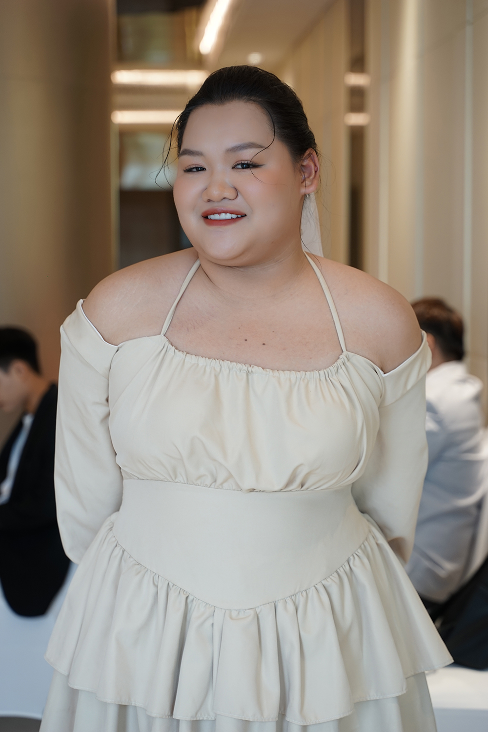 Mai Kim Liên khoe giọng hát khiến nhạc sĩ Huy Tuấn há hốc mồm - Saostar.vn