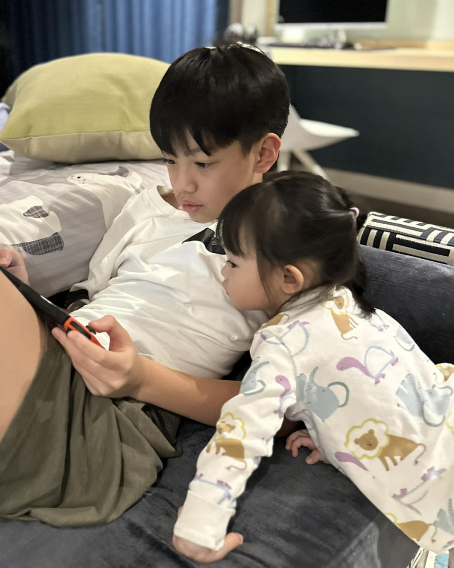 Qúy tử Subeo nhà Cường Đô La theo học ngôi trường có học phí ra sao ...