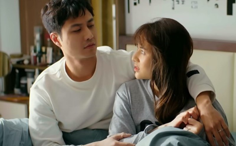 Vừa phủ nhận yêu đương Khả Ngân, Thanh Sơn đã hôn cực say đắm tình mới - Saostar.vn