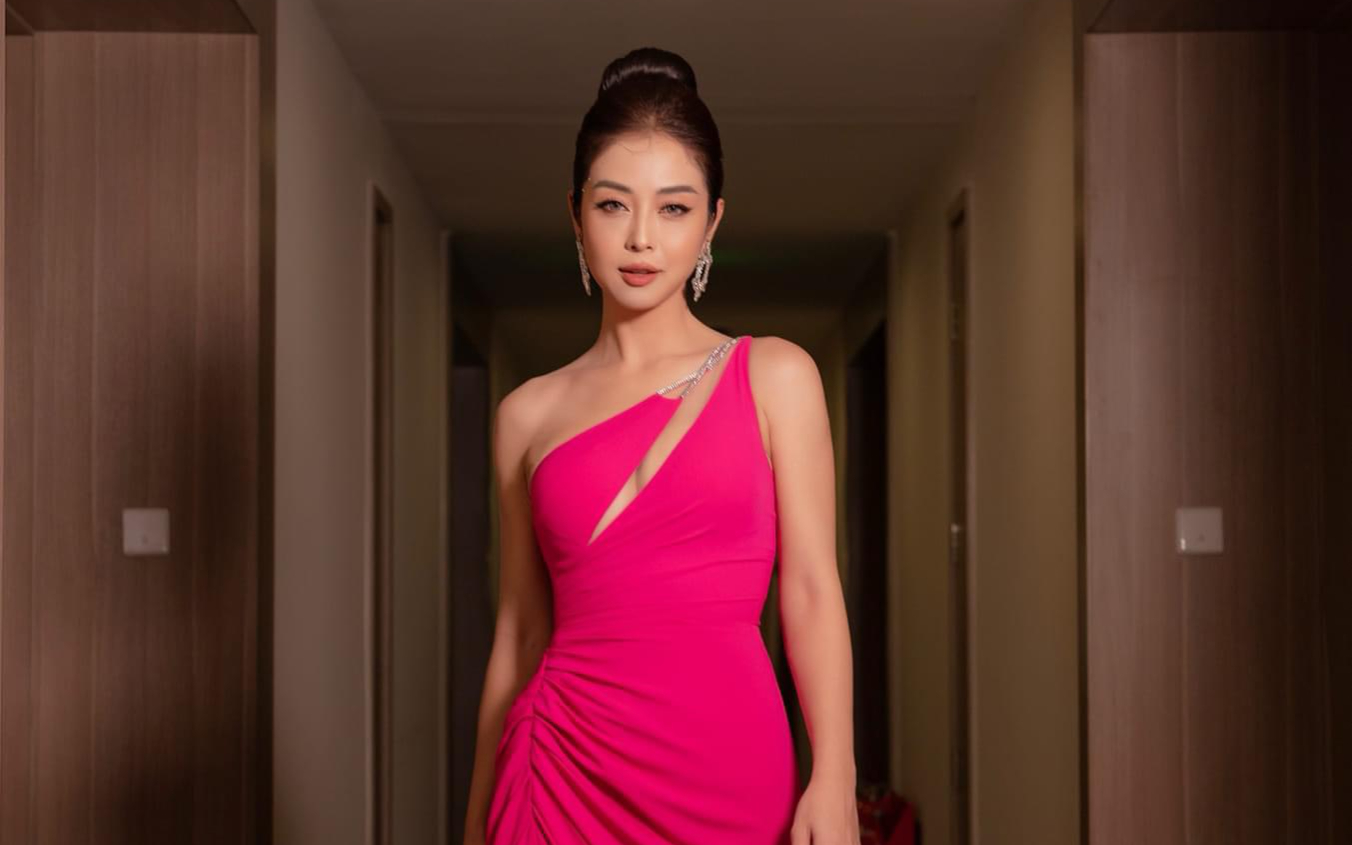 Jennifer Phạm sau gần 2 thập kỷ đăng quang - Saostar.vn