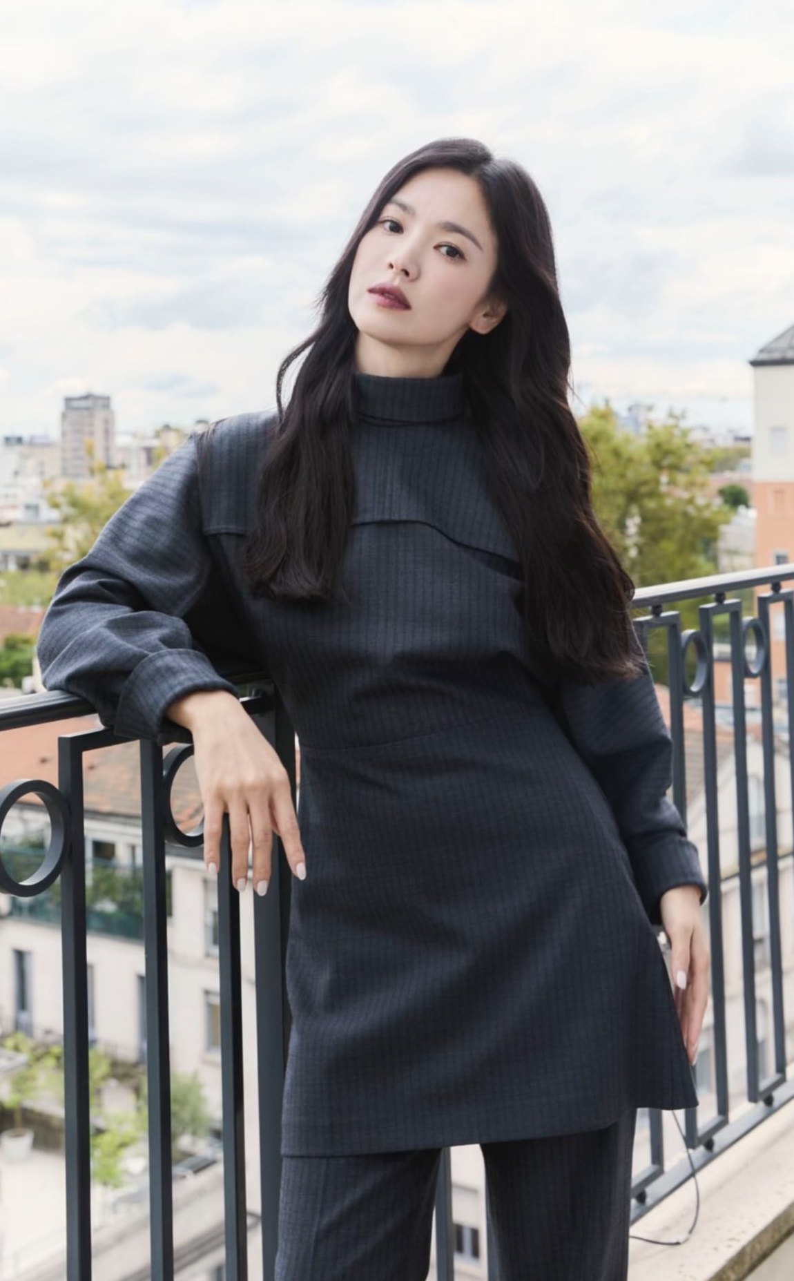 Song Hye Kyo xuất hiện xinh đẹp giữa loạt tin đồn hẹn hò Lee Min Ho ...