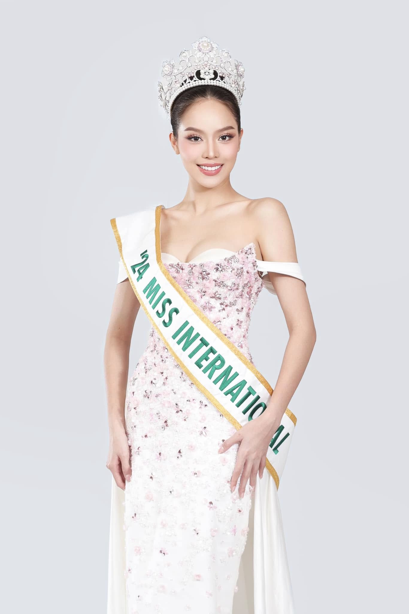 Sash Việt Nam chưa thể lọt BXH đặc biệt dù có 3 vương miện BIG 6 ...