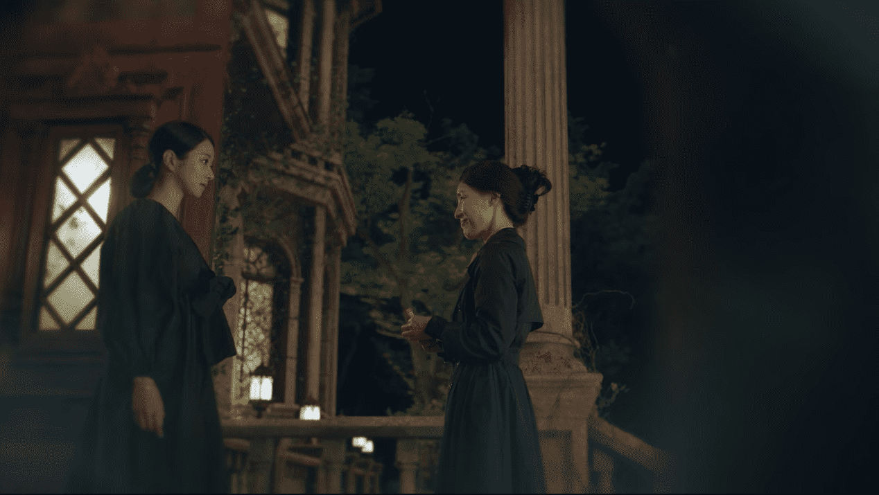 Bà Park Ok Ran không phải là mẹ của Seo Ye Ji trong Điên thì có sao