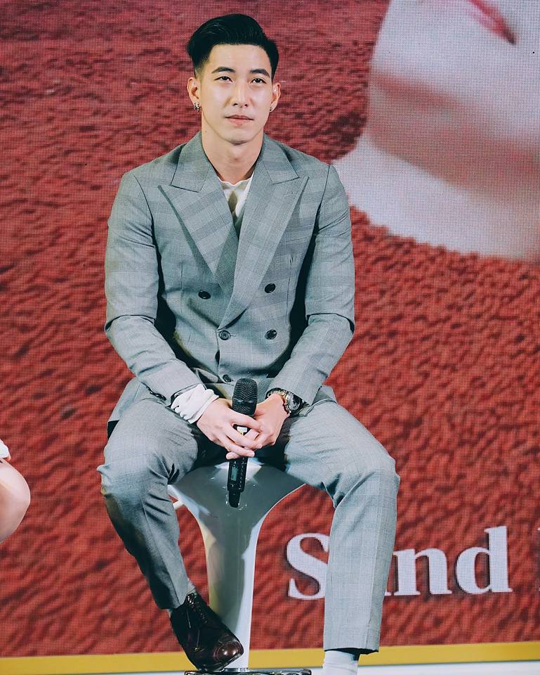 Tono Pakin lần đầu tiên đóng cặp cùng Richy Oranate - Saostar.vn