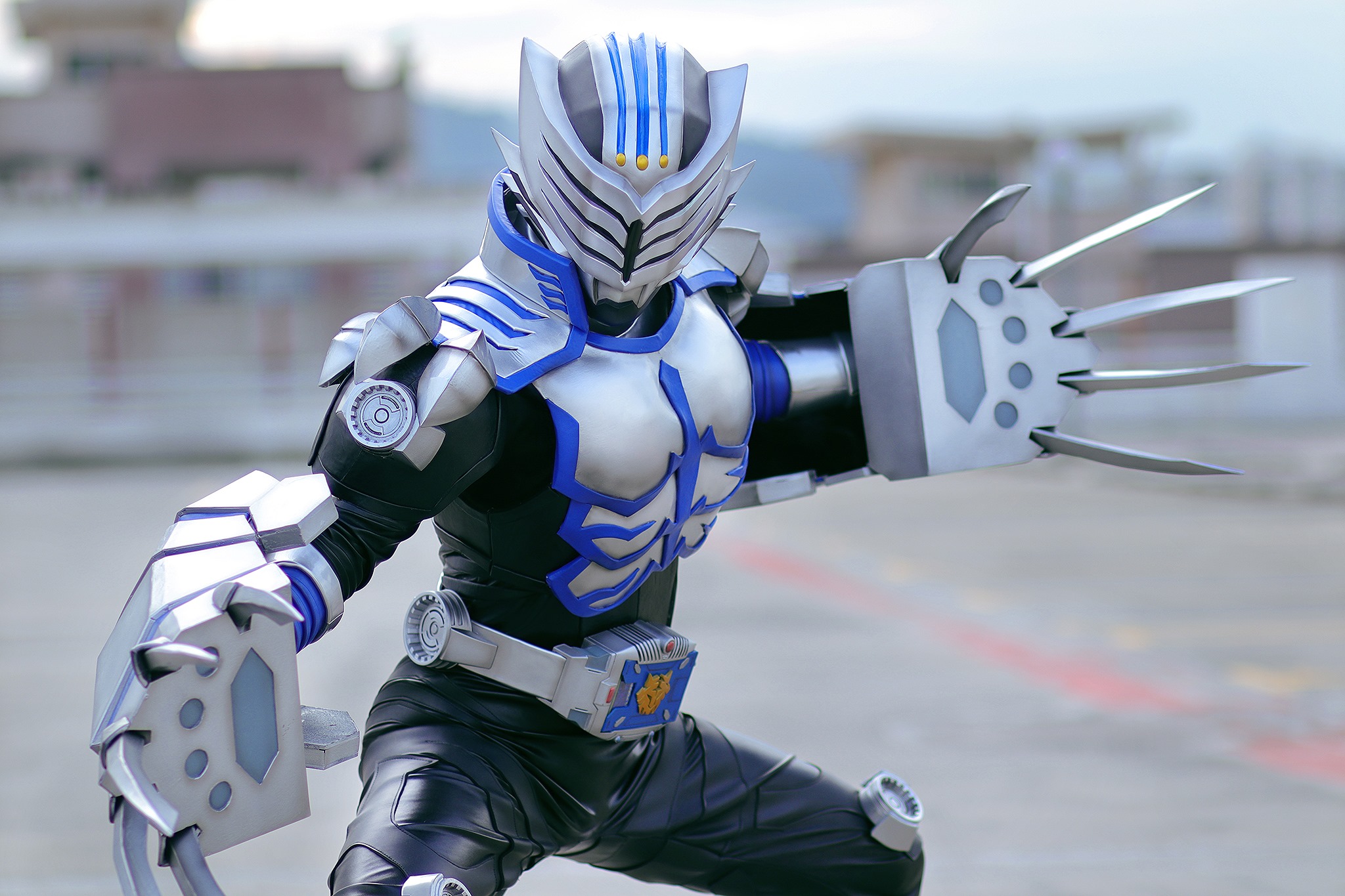 Trầm trồ trước loạt ảnh cosplay Kamen Rider Tiger cực chất - Saostar.vn