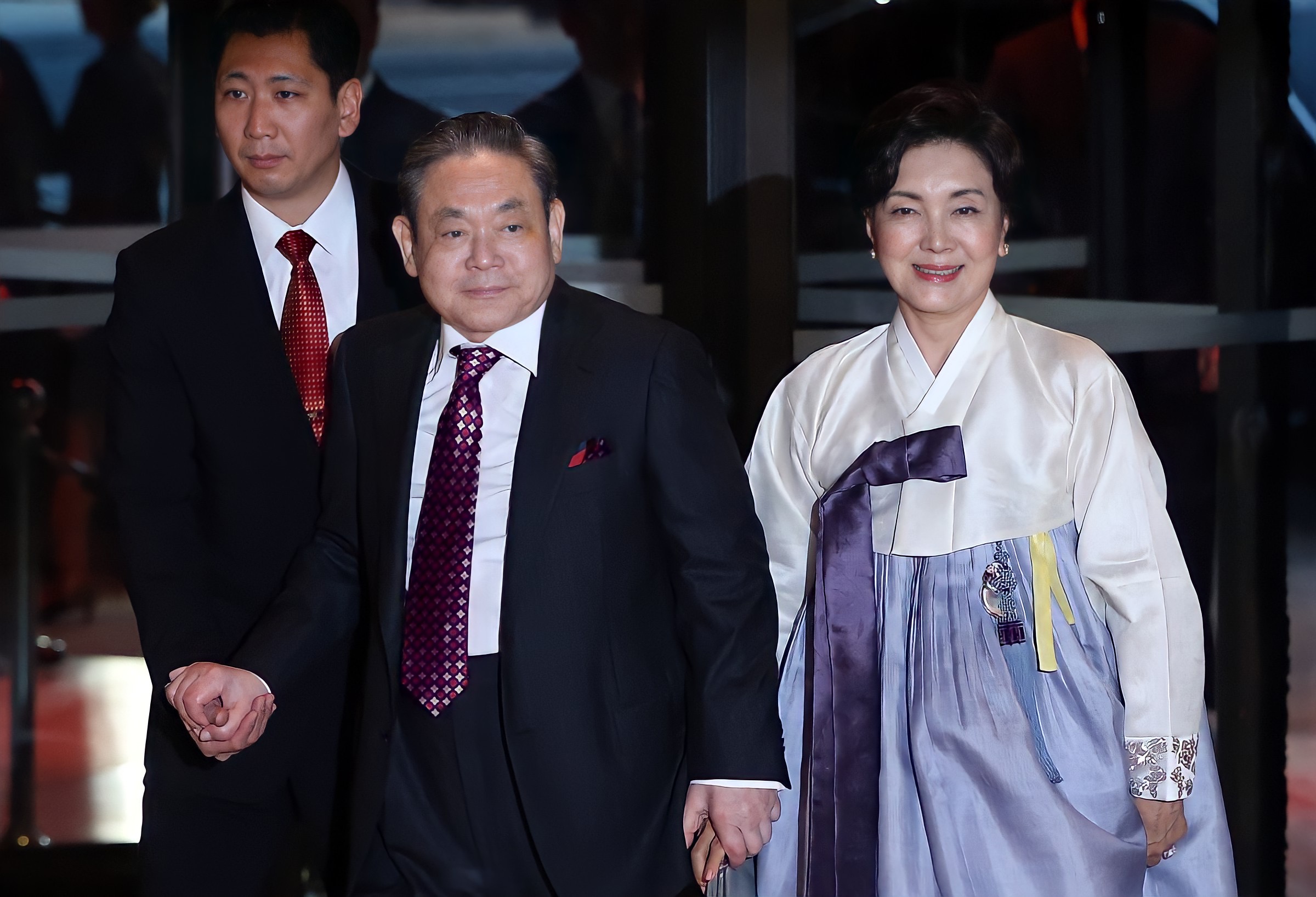 Cố chủ tịch Samsung Lee Kun Hee: 'Hãy thay đổi tất cả trừ vợ và con ...