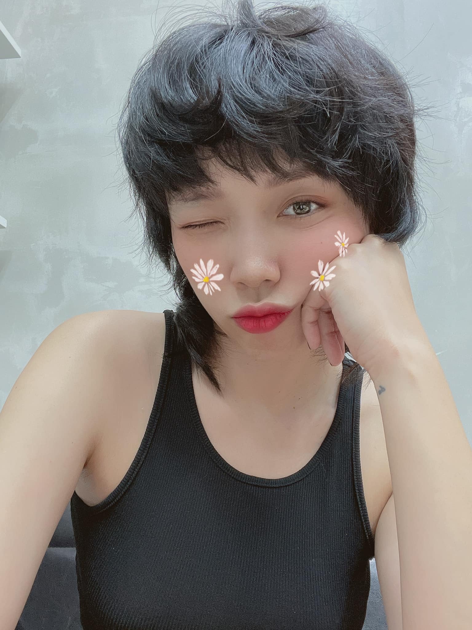 Tóc Tiên hoá thân thành Go Jun Pyo - Saostar.vn