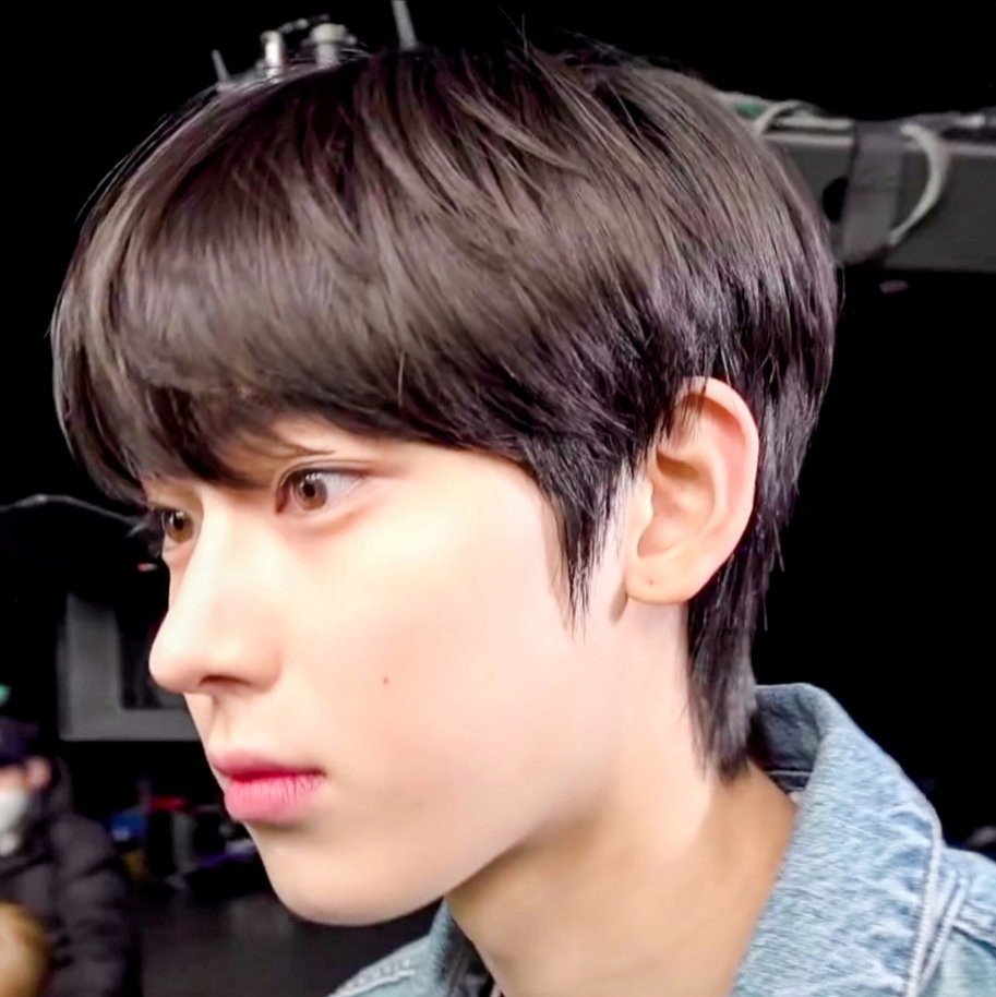 Sunoo - hậu bối BTS: Gương mặt thiên tài khiến Knet phát điên - Saostar.vn