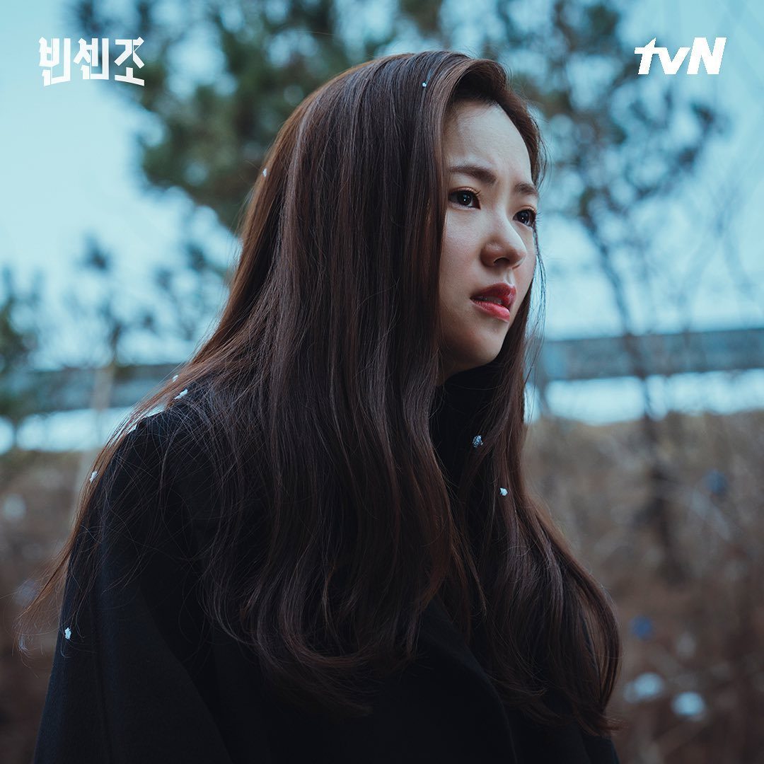 Hong Cha Young - nữ chính độc lạ, đầy sức hút trong 'Vincenzo' - Saostar.vn