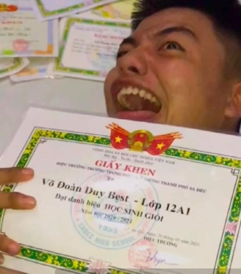 Nam sinh với cái tên Võ Đoàn Duy Best sở hữu nhừng thành tích xuất sắc ...