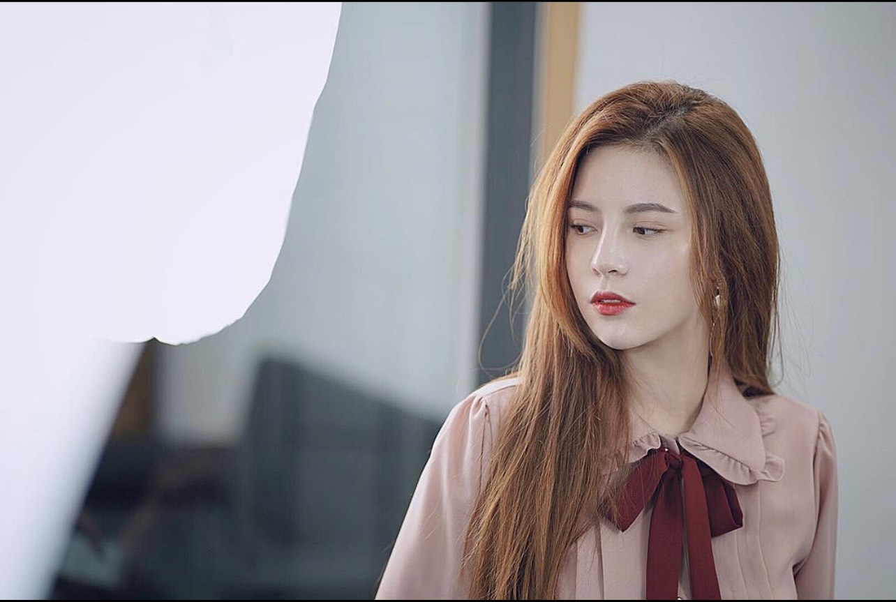 Chiêm ngưỡng nhan sắc ngọt ngào của hotgirl 9X Nguyễn Hoàng Mai Ly - Saostar.vn
