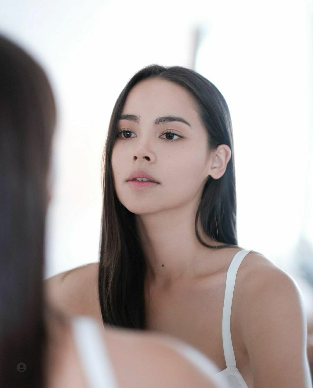 Yaya Urassaya trở thành người đại diện cho 20 thương hiệu - Saostar.vn