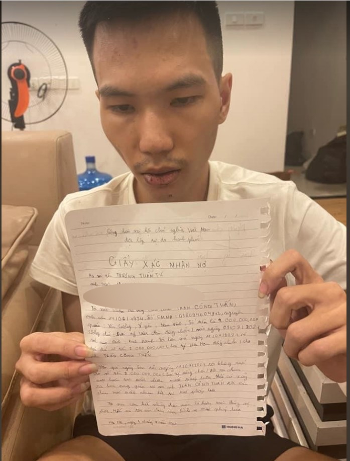 Streamer Sena nợ 2 tỷ đồng, phải quỳ lạy chủ nợ: Chiêu trò 'bẩn ...