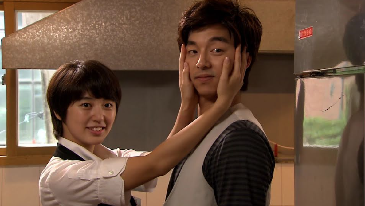 Lisa (Blackpink) 5 lần 7 lượt thổ lộ tình cảm với Gong Yoo