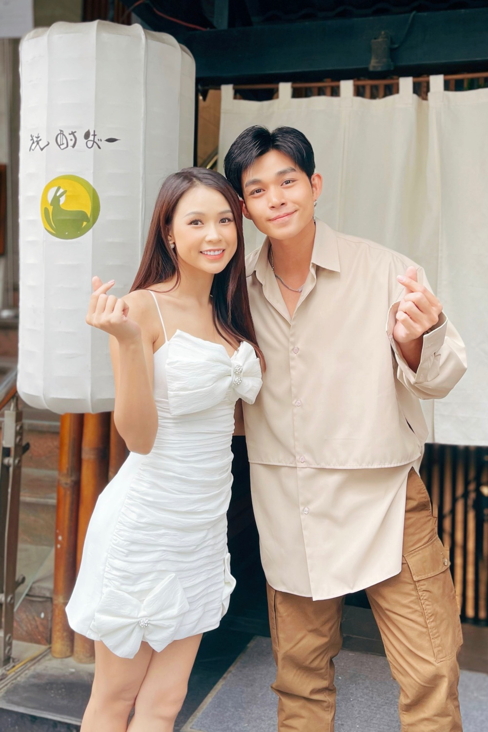 Rộ hint hẹn hò chất lượng cao của Sam và Jun Phạm - Saostar.vn