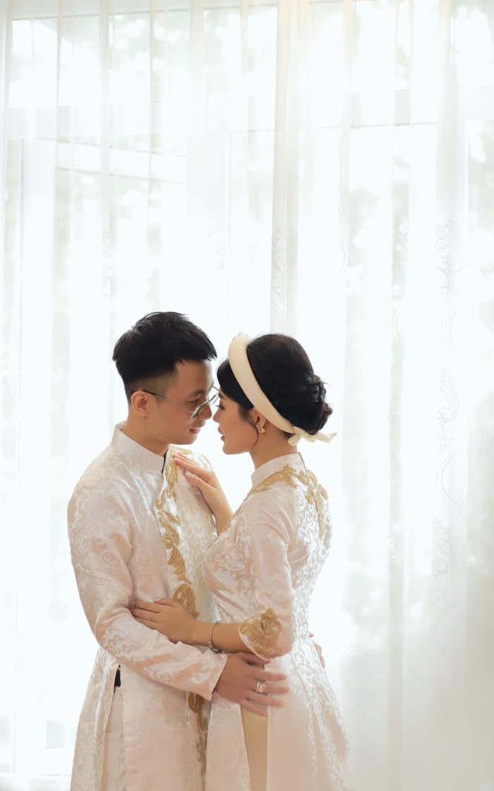 Rhymastic làm điều đặc biệt ngay trước Bưu điện thành phố - Saostar.vn