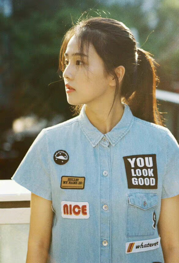 Lộ nhan sắc thời chưa nổi tiếng của Bạch Lộc - Saostar.vn