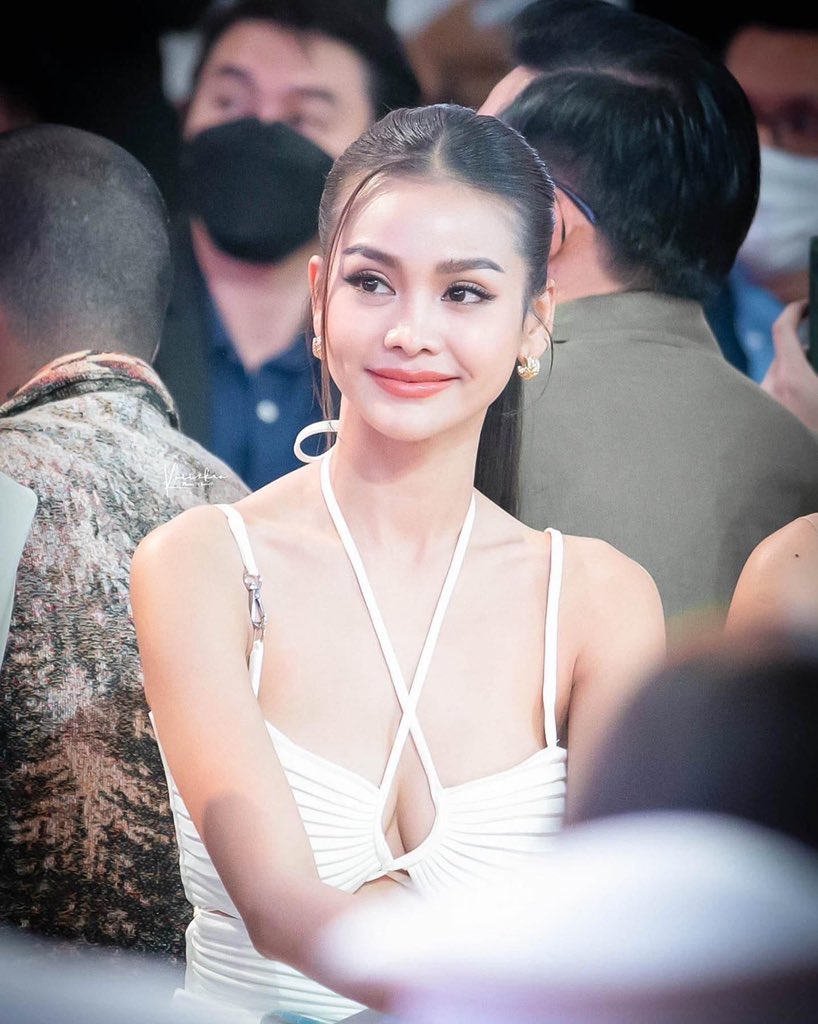 Nữ tỷ phú Madam Pang chưa ủng hộ Engfa Wahara - Saostar.vn