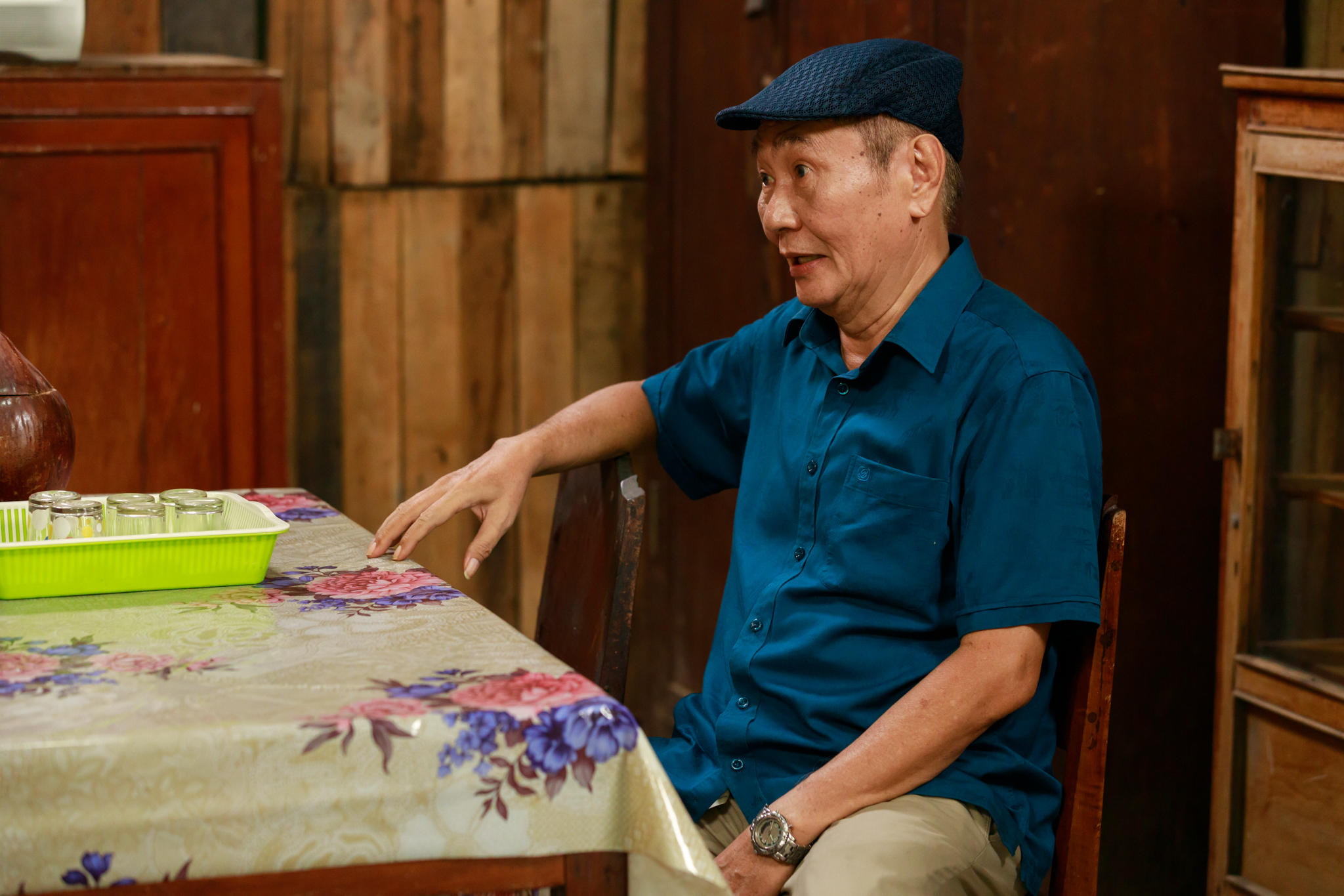 Dàn diễn viên phim Dù Gió Có Thổi bất ngờ hội ngộ sau 13 năm - Saostar.vn