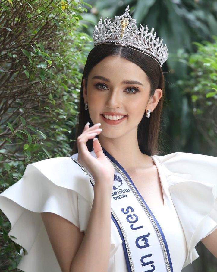 Á hậu 2 Miss Thailand 2023 khoe ảnh ngày đầu đương nhiệm - Saostar.vn