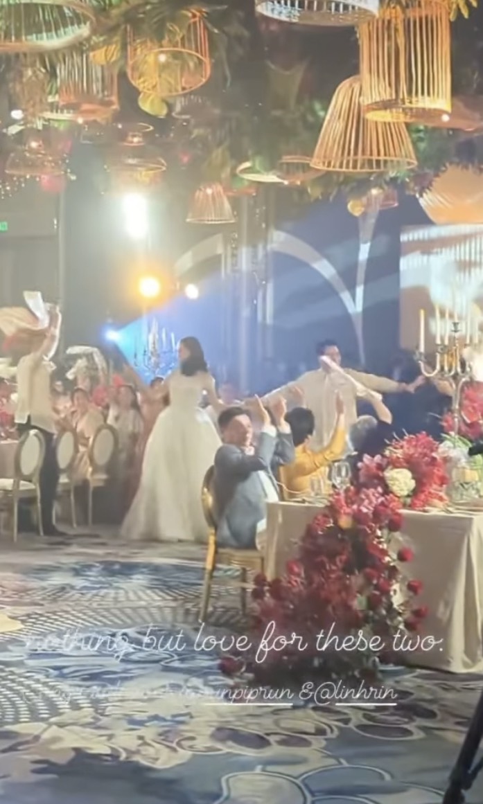 Loạt hình ảnh hiếm hoi trong đám cưới của Linh Rin và Phillip Nguyễn ...
