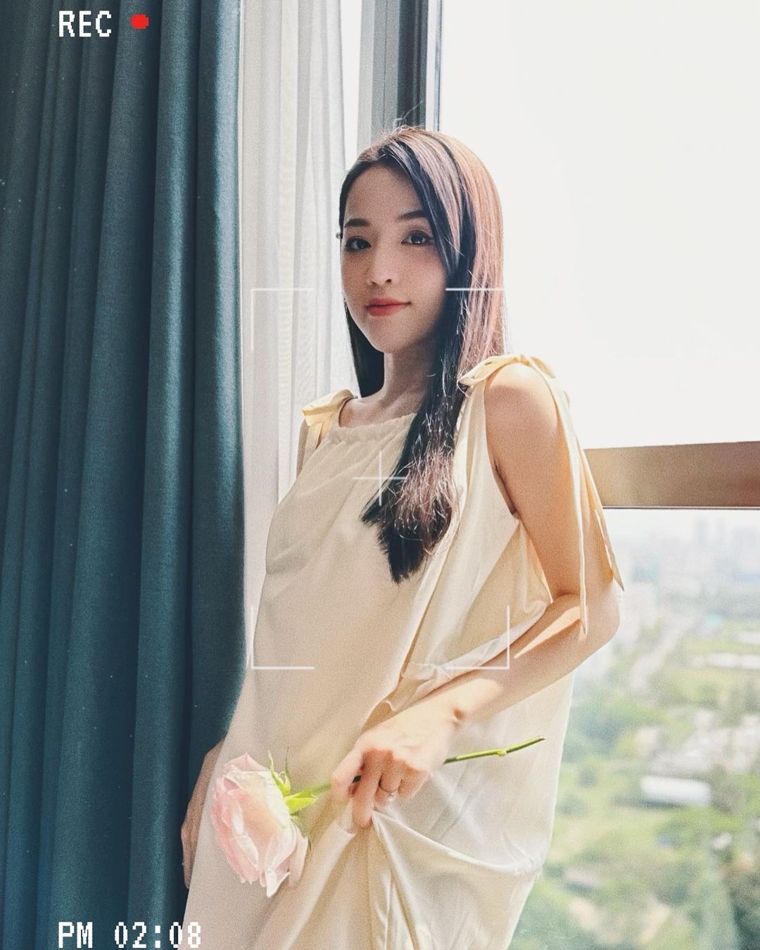 Puka bất ngờ bị dân tình 'tóm gọn' chi tiết trên tay gây chú ý - Saostar.vn