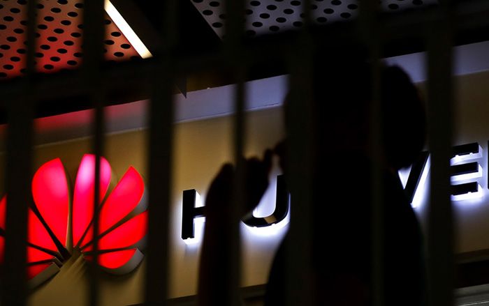 Tất cả các ông lớn công nghệ đã nghỉ chơi cùng Huawei - Saostar.vn