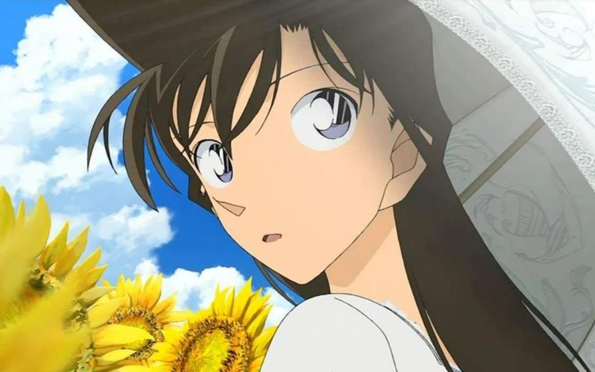 Không phải Ran hay Haibara, đây mới là người đẹp gái nhất trong Conan ...