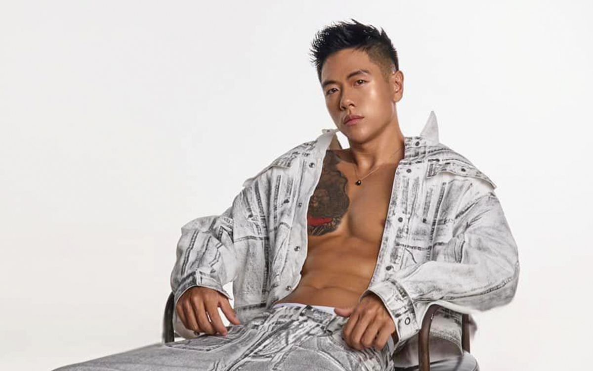 Thân hình 6 múi cực cháy của Michael Trương - Saostar.vn