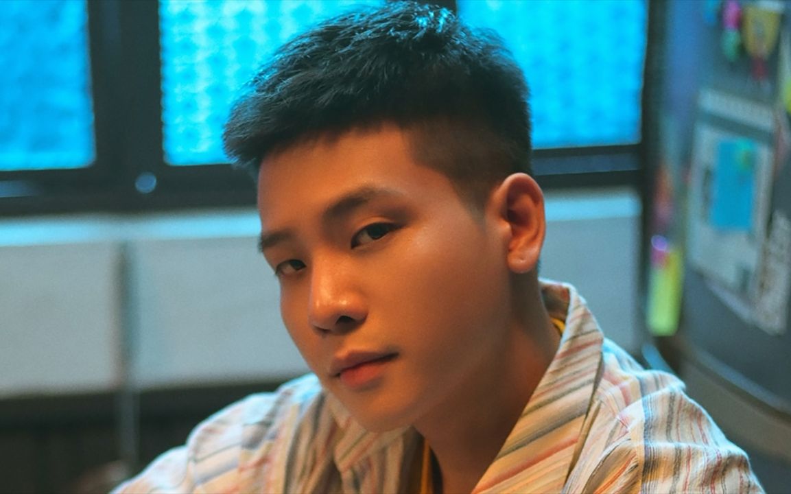 Quân A.P thông báo tin tang sự, nhiều nghệ sĩ gửi lời chia buồn ...