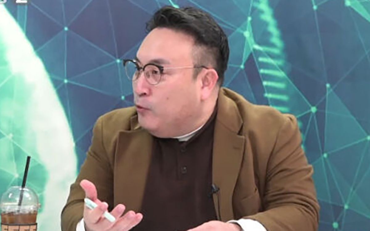 Danh hài Lee Hyuk Jae bị kiện - Saostar.vn