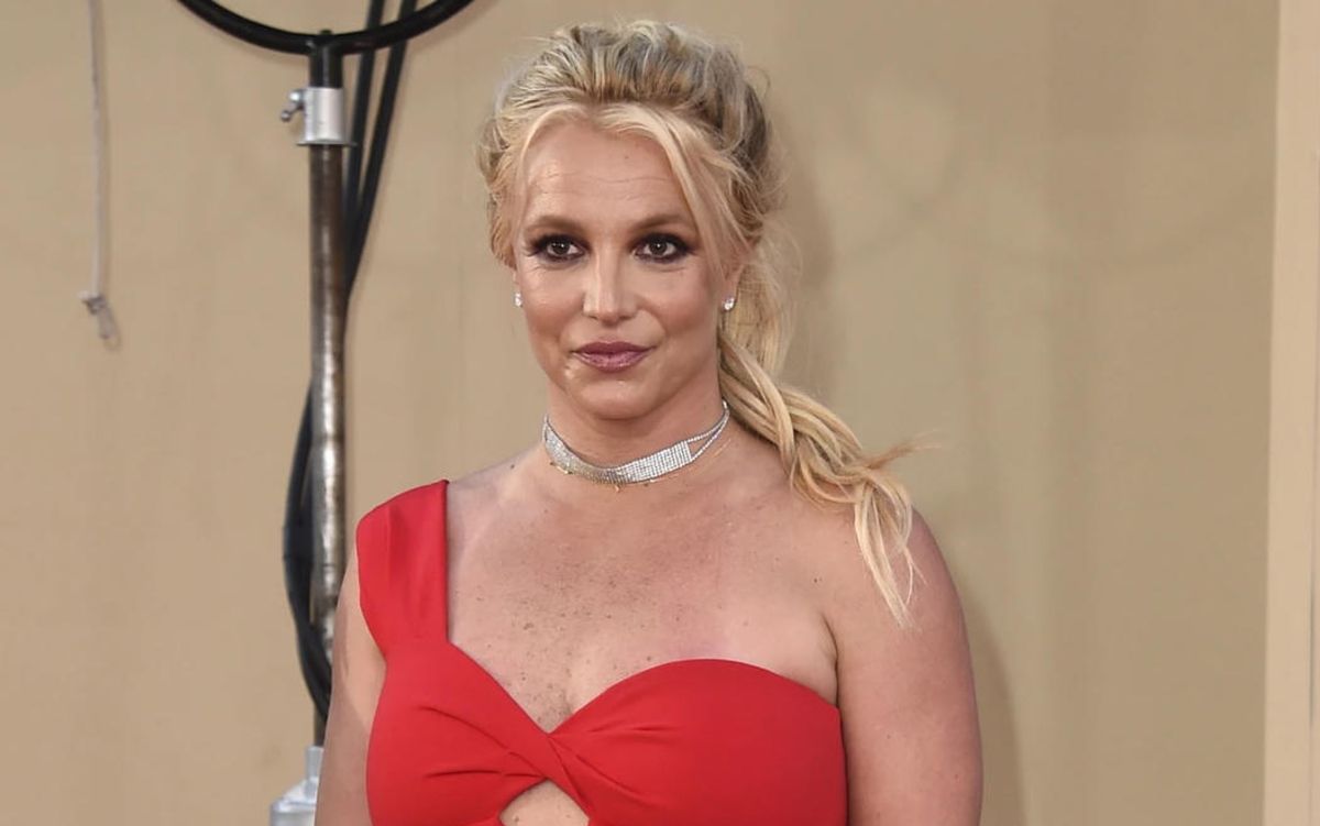 Britney Spears đăng tải thông điệp ẩn ý về những cô gái xấu tính ...