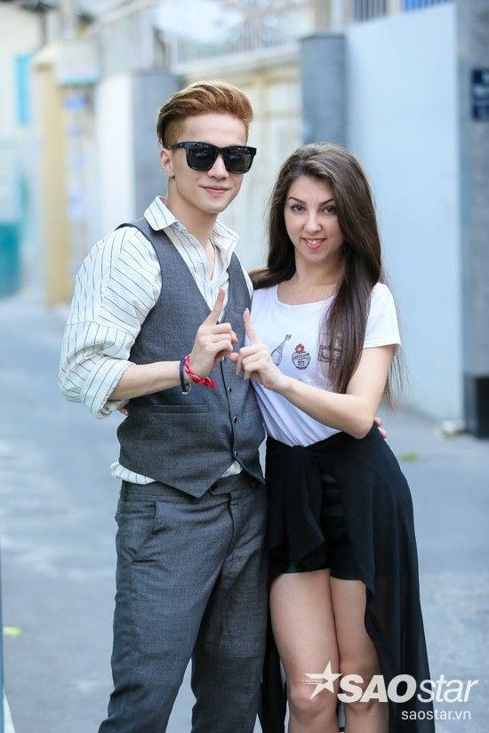 S.T (365) căng thẳng họp ý tưởng cùng Trần Ly Ly trước thềm chung kết