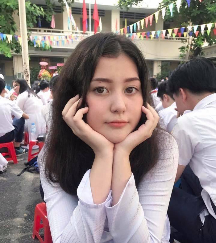 Wilson Nhật Anh: cô nàng 10X sở hữu vẻ đẹp lai xinh xắn cùng chiều cao 1m67