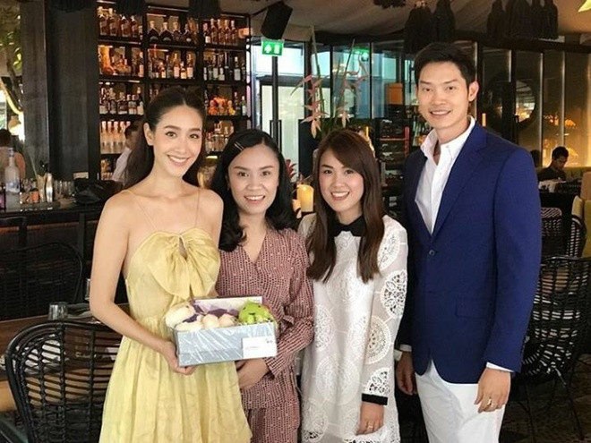 Sinh nhật Min Pechaya nhưng bạn trai doanh nhân như ‘soái ca’ mới là ...