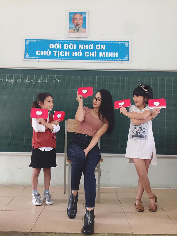 Điểm Danh Loạt Cô Giáo Xinh Xuất Thần Bỗng Nổi Như Diều Gặp Gió Chỉ