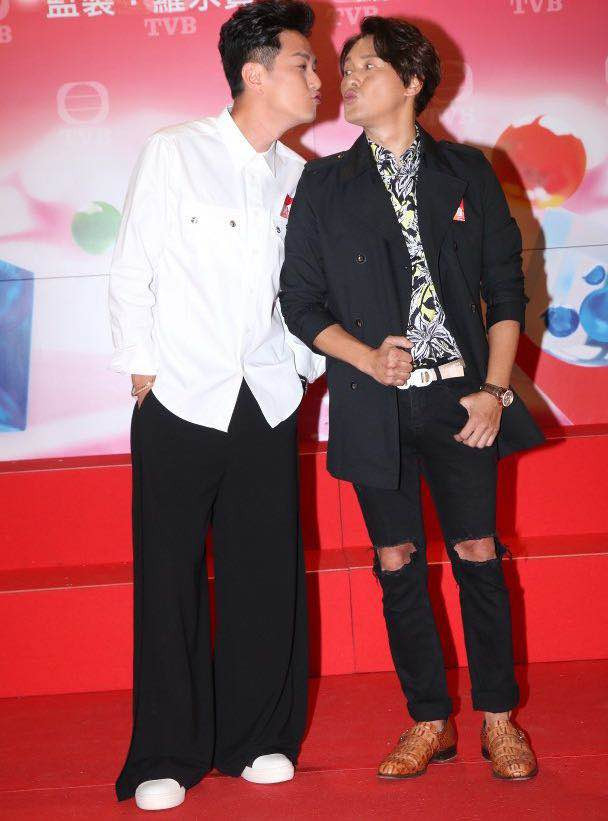 Tiêu Chính Nam hôn Tào Vĩnh Liêm trong phim mới