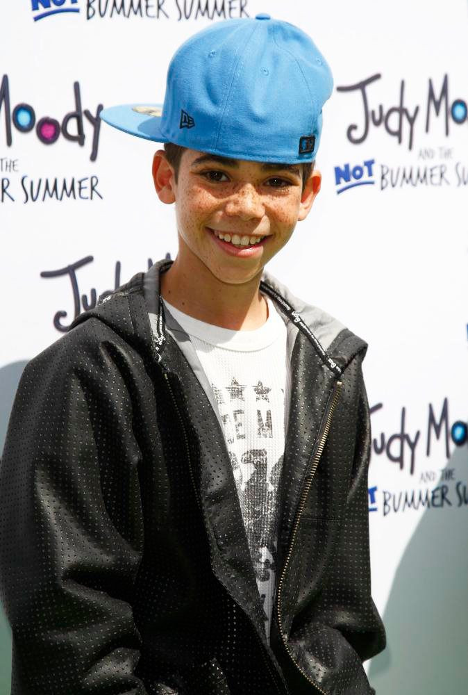 Sự nghiệp triển vọng của Cameron Boyce trước khi qua đời