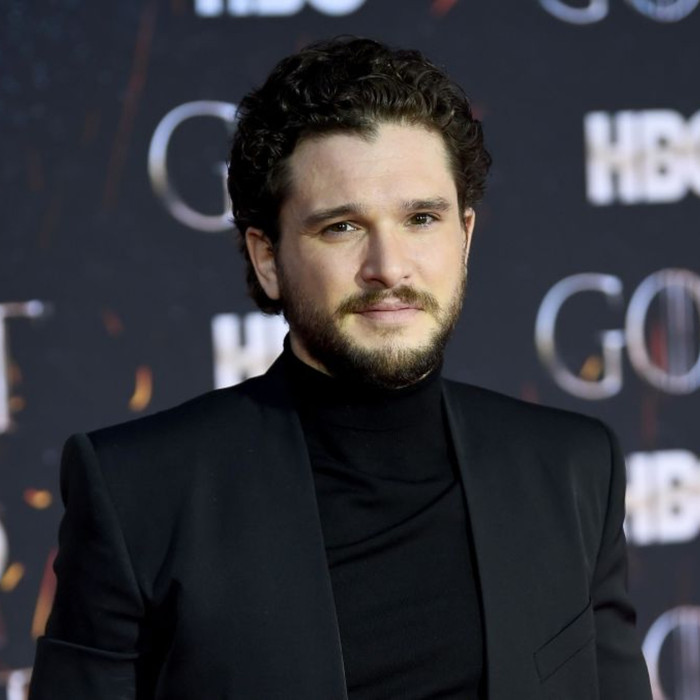Kit Harington trở thành Black Knight trong The Eternals