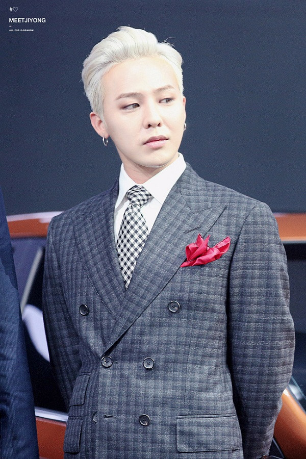 G-Dragon đổ gục fans trong những bộ suit lịch lãm, đẹp trai