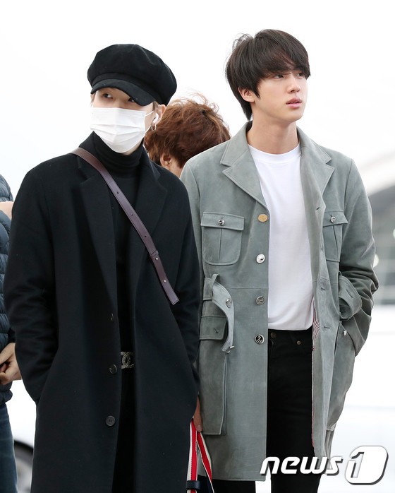 'MAMA 2019': Hueng Kai (TXT) trượt ngã, BTS đọ mặt mộc Got7, Seventeen