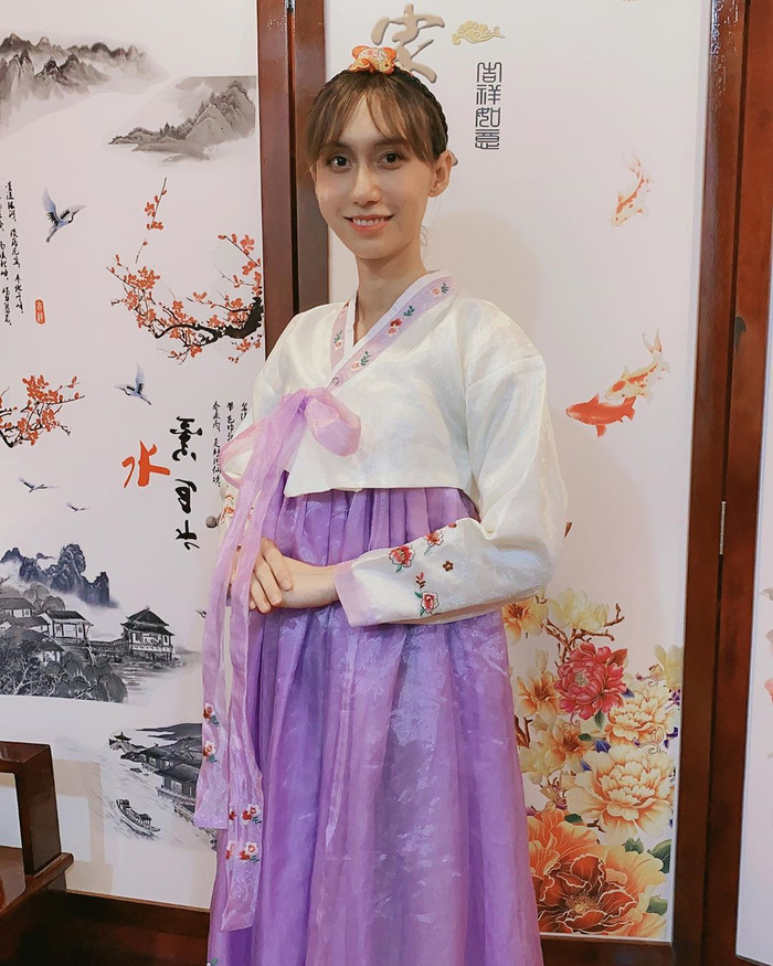 Lynk Lee đổi tên thành nữ giới đầy dễ thương