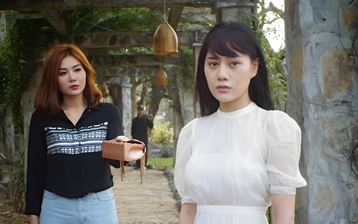 Diễn viên Phương Oanh lộ diện trước khi lâm bồn, nhan sắc gây bất ngờ - Saostar.vn