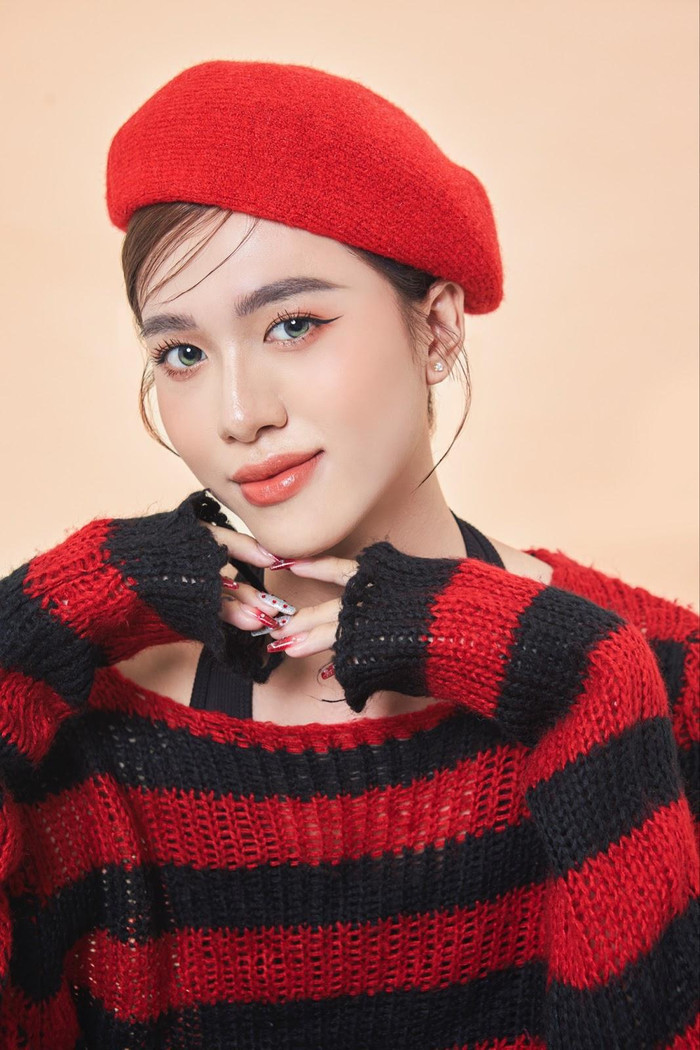 Yul Daily - Chủ nhân của những layout make-up cực độc làm mưa làm gió