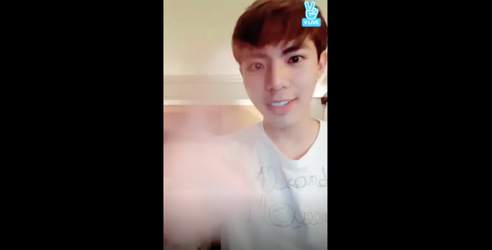 Erik livestream từ Hàn Quốc, luyện giọng cho Asia Song Festival bằng ...