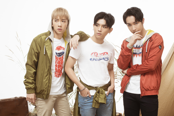 Hứng khởi sống trọn tuổi trẻ với BTS Pepsi Collection